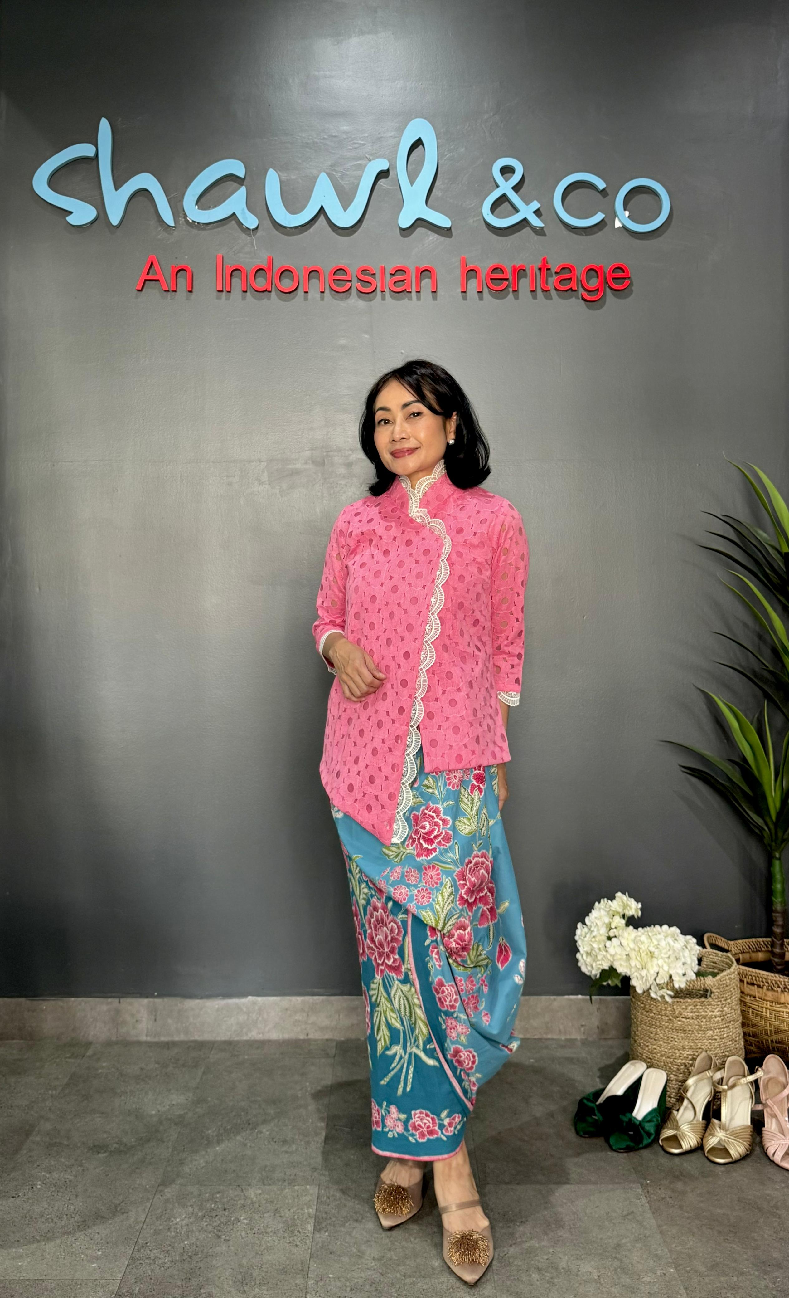 Shawl & co, an Indonesian heritage – Shawl & Co